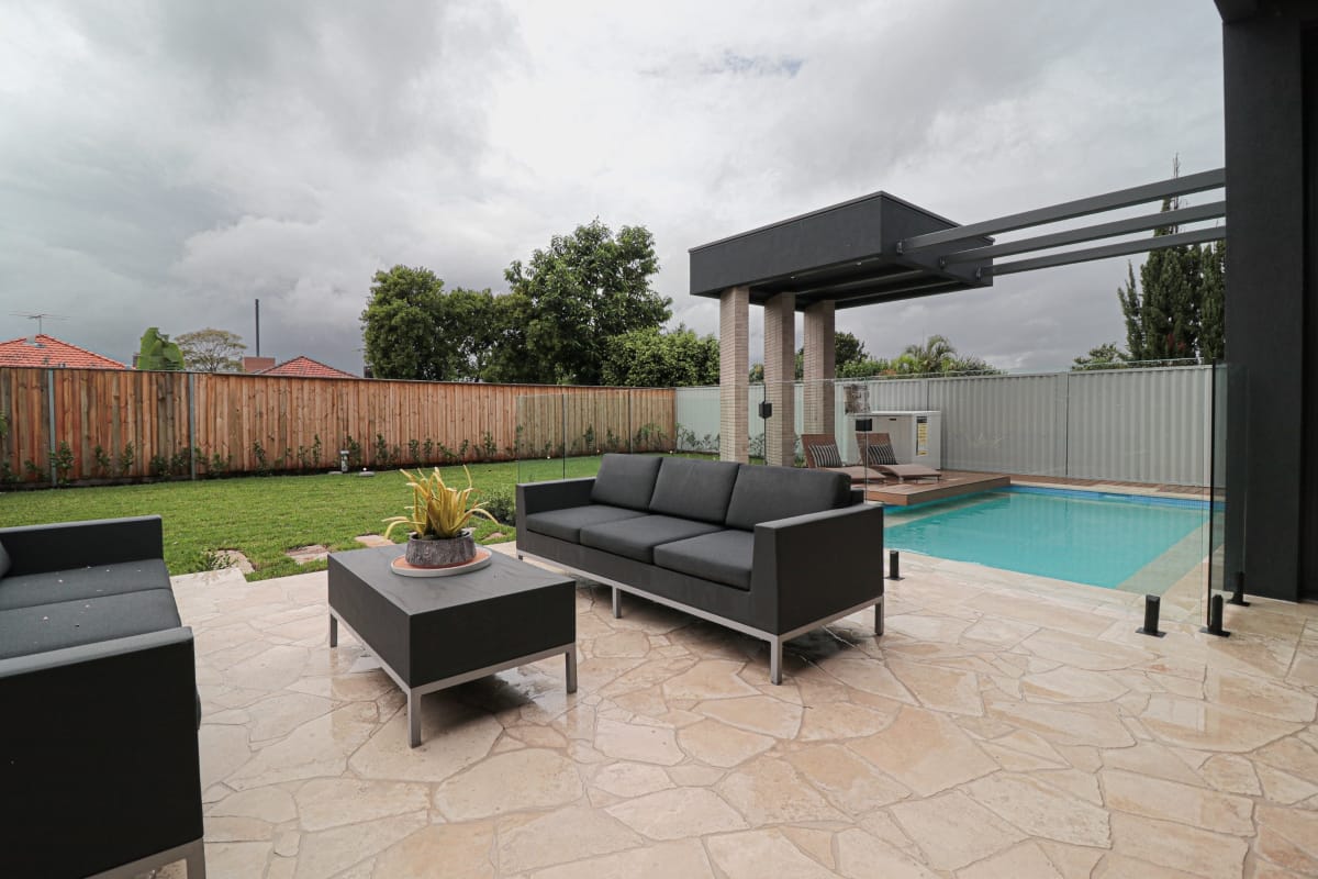 Cladding / Crazy Pave - SHOW TILE | Sydney's Best Luxury Tile Supplier ...