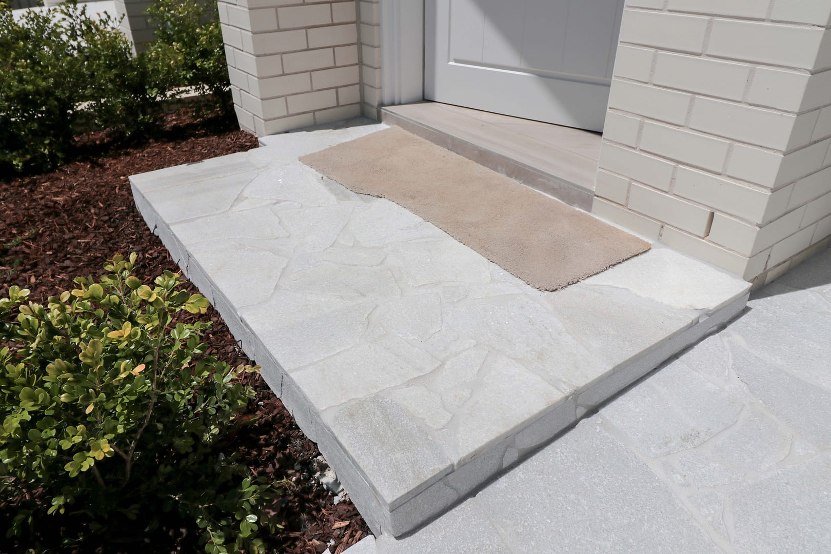 IMPERIAL QUARTZ CRAZY PAVE - SHOW TILE | Sydney's Best Luxury Tile ...